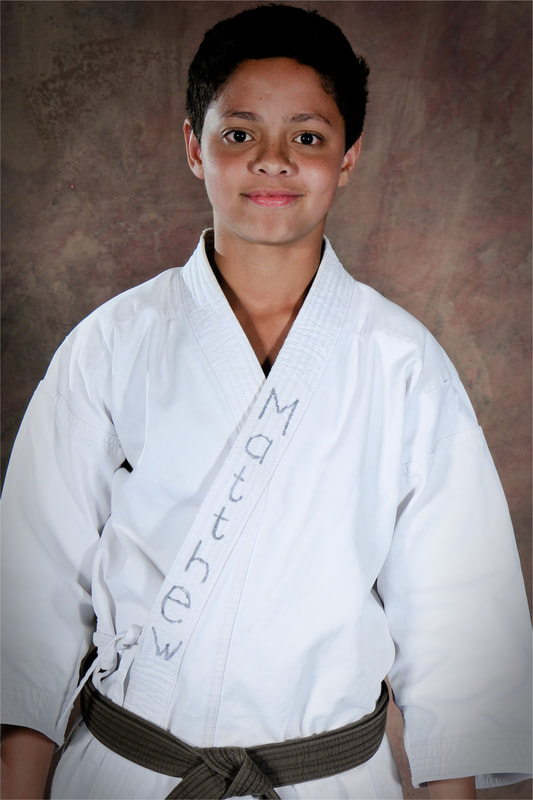 Colours - BASSONIA JKA